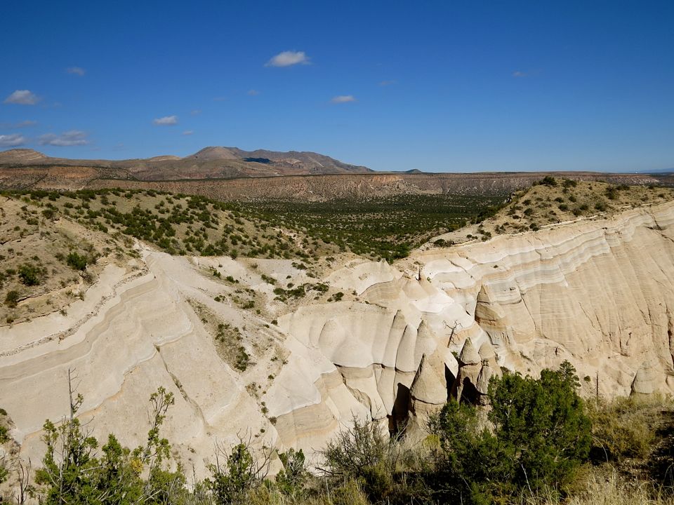 Raven & Chickadee | Kasha-Katuwe Tent Rocks National Monument