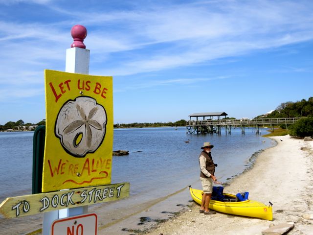 Raven & Chickadee | Quaint And Quirky Cedar Key