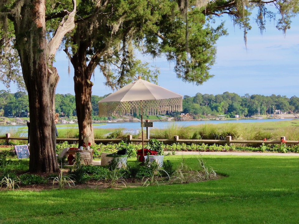Raven & Chickadee | A Taste Of The Lowcountry: Bluffton, SC